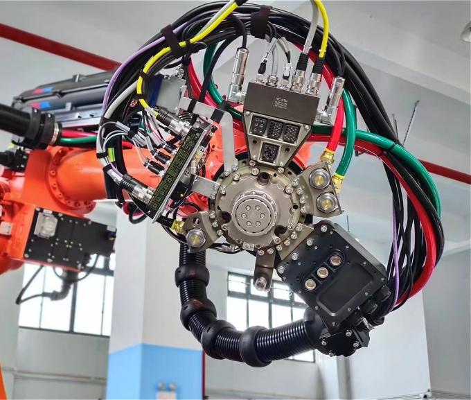 6 Dof Industrial Robot Arm Kuka In Metal Cutting Machine Tools Foundry