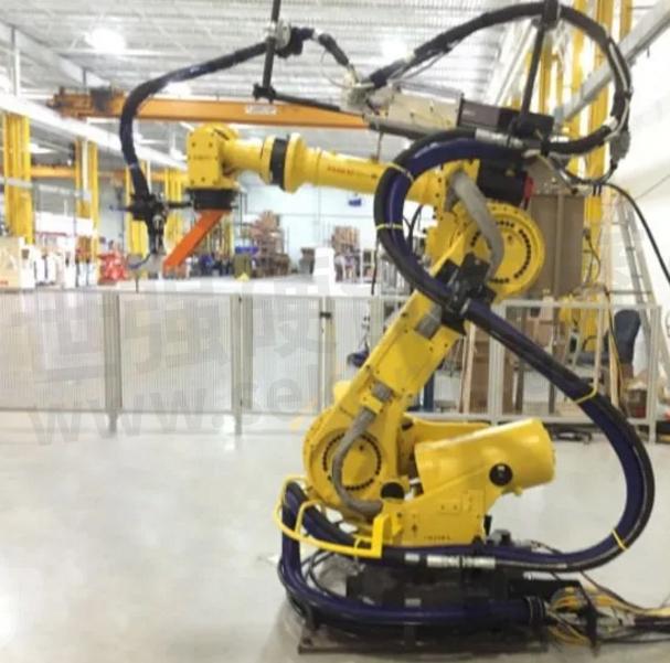 Abb Robotic Arm Packaging Dispensing Operations To Solve Shaft Area Faults
